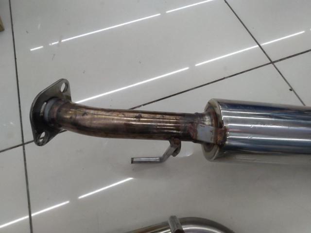 WirusWin(ウイルズウィン) レーシングマフラー DA17V エブリィバン NA 前期【値下げしました】 | 中古品 | アップガレージ 横浜戸塚店 | カー用品 吸気・排気系 マフラー ...