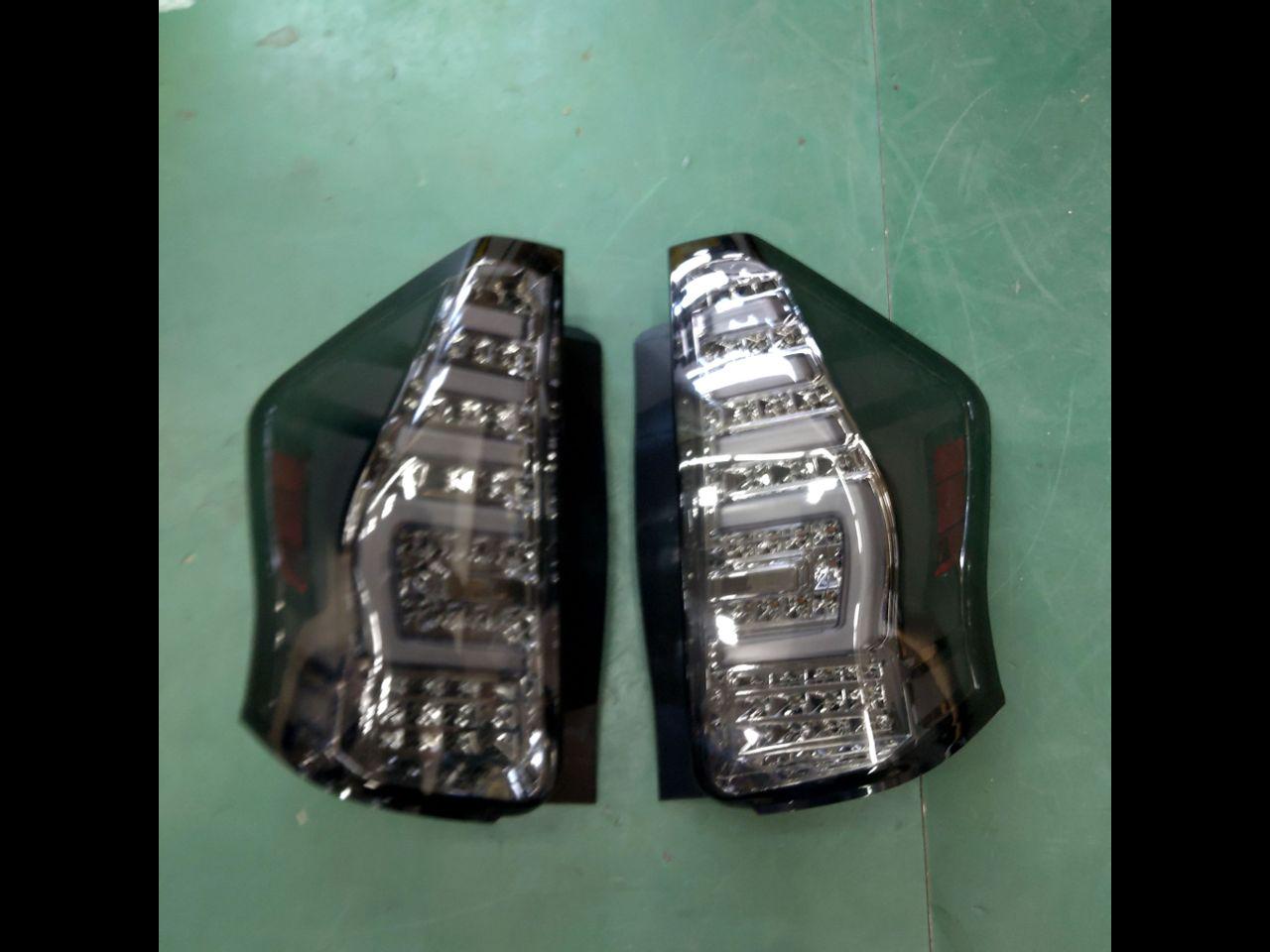 Revier フル LED スモークテールランプ 【ZVW41/プリウスα】 | わけあり | アップガレージ 茨城筑西店 | カー用品 ボディパーツ テールレンズを通販で購入する | 中古 ...