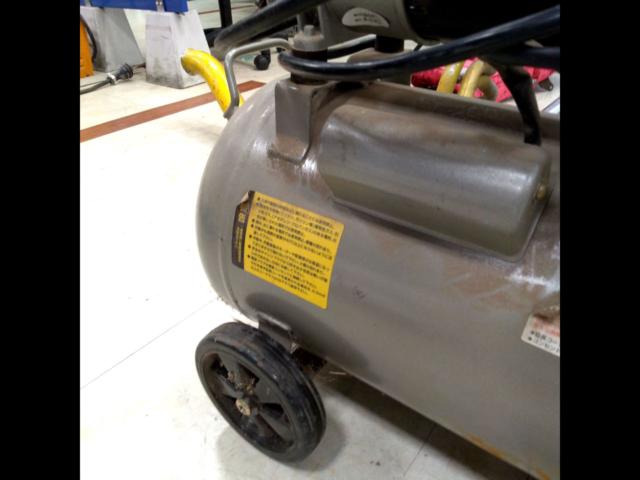 シンセイ 静音オイルレスコンプレッサー 38L EWS-38 | 総合リユース エアーツール コンプレッサーを通販で購入する | 中古カー＆バイク用品の販売ならアップガレージ