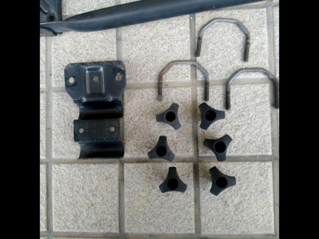 【THULE】サイクルキャリア 575 2脚セット | カー用品 キャリアを通販で購入する | 中古カー＆バイク用品の販売ならアップガレージ