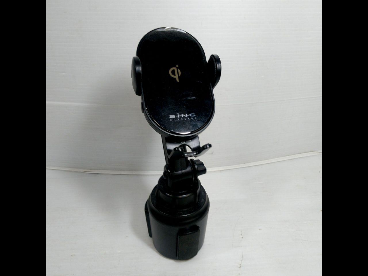 SEIWA オートワイヤレスQiスマホホルダーカップホルダー D600 | カー用品 その他(カー用品) その他カー用品を通販で購入する | 中古カー＆バイク用品の販売ならアップガレージ