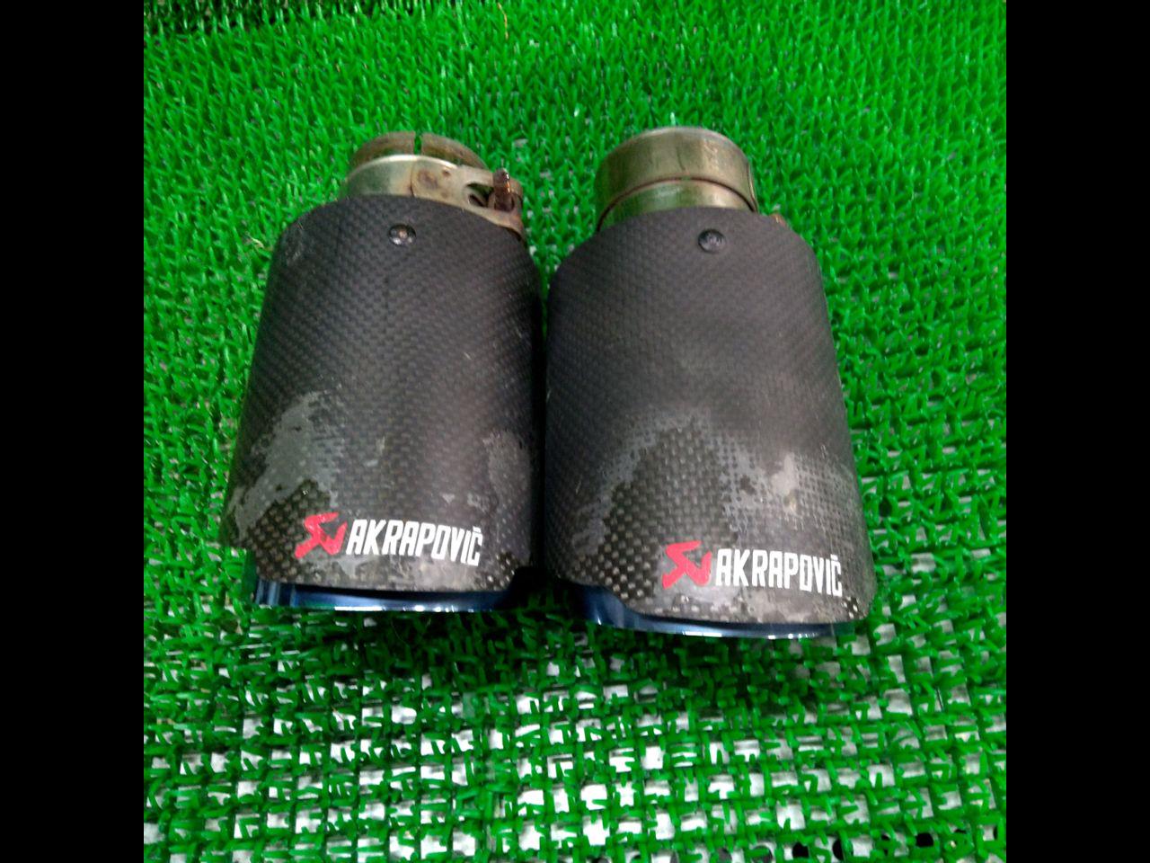 AKRAPOVIC TP-CT/10 マフラーカッター シルバー | カー用品 吸気・排気系 マフラー関連を通販で購入する | 中古カー＆バイク用品の販売ならアップガレージ