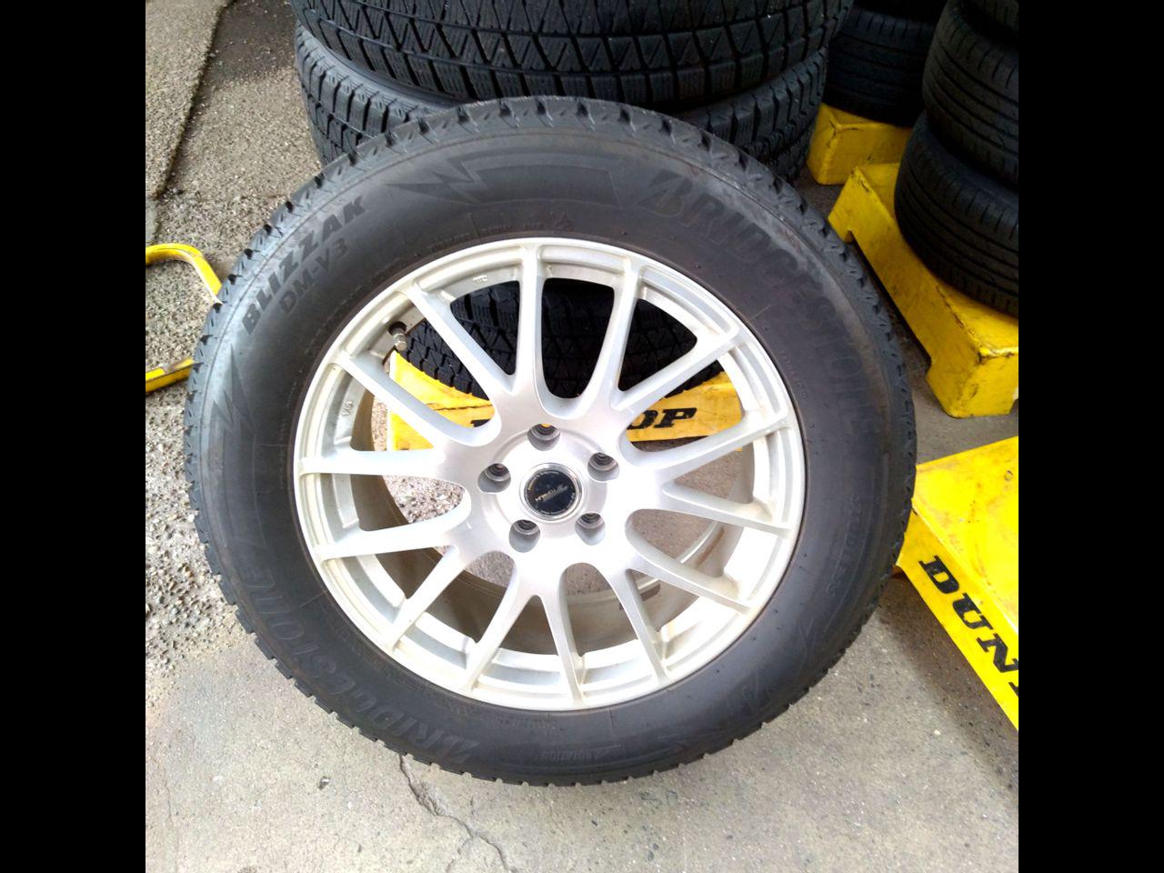 BRIDGESTONE TOPRUN M7 + BRIDGESTONE BLIZZAK DM-V3 (Y031286) | 中古品 | アップガレージ 新潟店 | カー用品 スタッドレスタイヤ ...