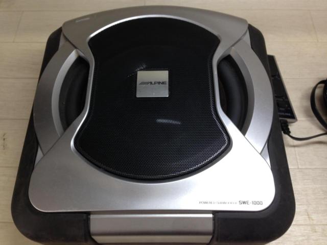 【ALPINE】SWE-1000 チューンナップサブウーファー | 中古品 | アップガレージ 名古屋中川店 | カー用品 スピーカー サブウーハースピーカーを通販で購入する | 中古カー ...