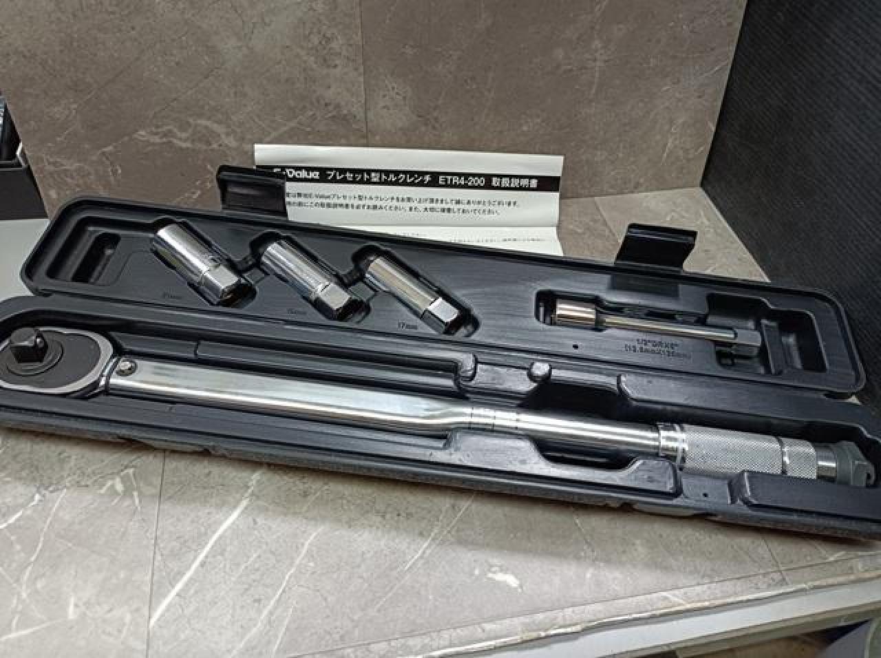 E-Value ETR4-200 プレセット型トルクレンチ | カー用品 メンテナンス 工具を通販で購入する | 中古カー＆バイク用品の販売ならアップガレージ