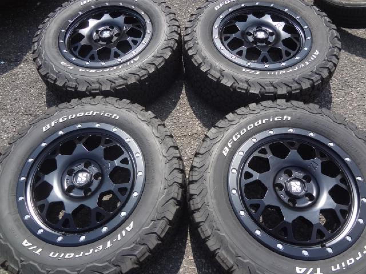 【ジープチェロキー 127-5H】MLJ XTREME-J XJ04 + BFGoodrich All-Terrain T/A K02 245/65-17 タイヤ4本 Y03526 | カー ...