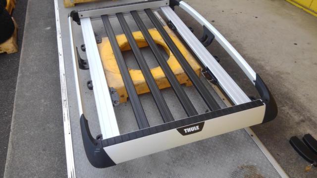 ★更に!値下げしました!★ 【THULE】Trail 824 ルーフラック | やや傷や汚れあり | アップガレージ 豊明・国1店 | カー ...