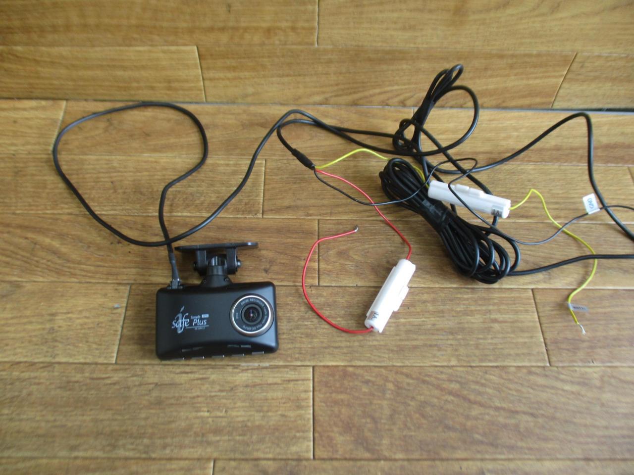 【COMTEC】DC-DR412 | カー用品 カーAVアクセサリー ドライブレコーダーを通販で購入する | 中古カー＆バイク用品の販売ならアップガレージ