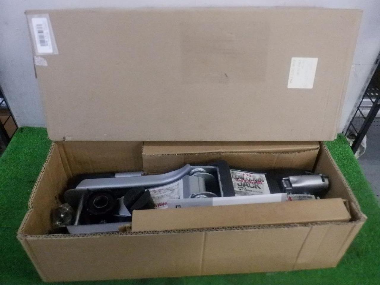 【WG】Meltec F-70 ローダウンジャッキ2t | 総合リユース 自動車整備工具 フロアジャッキを通販で購入する | 中古カー＆バイク用品の販売ならアップガレージ