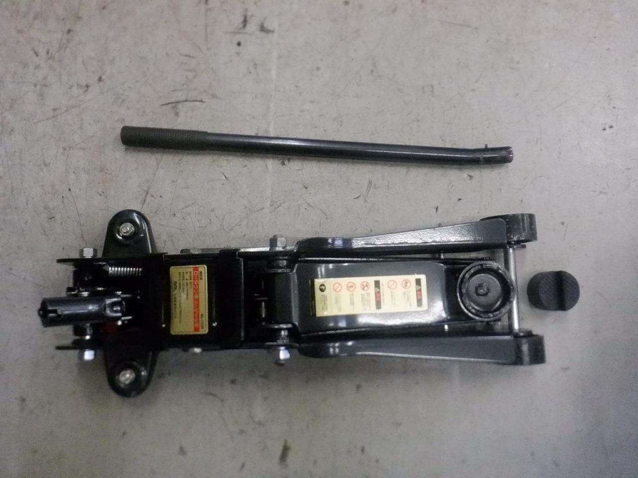 【WG】BAL NO.1335 油圧式ローダウン車対応ジャッキ | 総合リユース 自動車整備工具 フロアジャッキを通販で購入する | 中古カー＆バイク用品の販売ならアップガレージ