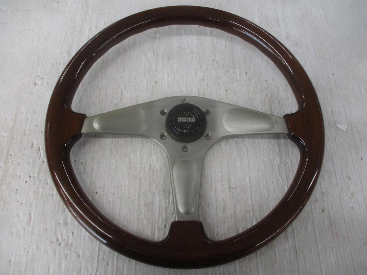 MOMO CERTO Φ370 ウッドステアリング | カー用品 インテリア ステアリングを通販で購入する | 中古カー＆バイク用品の販売なら ...