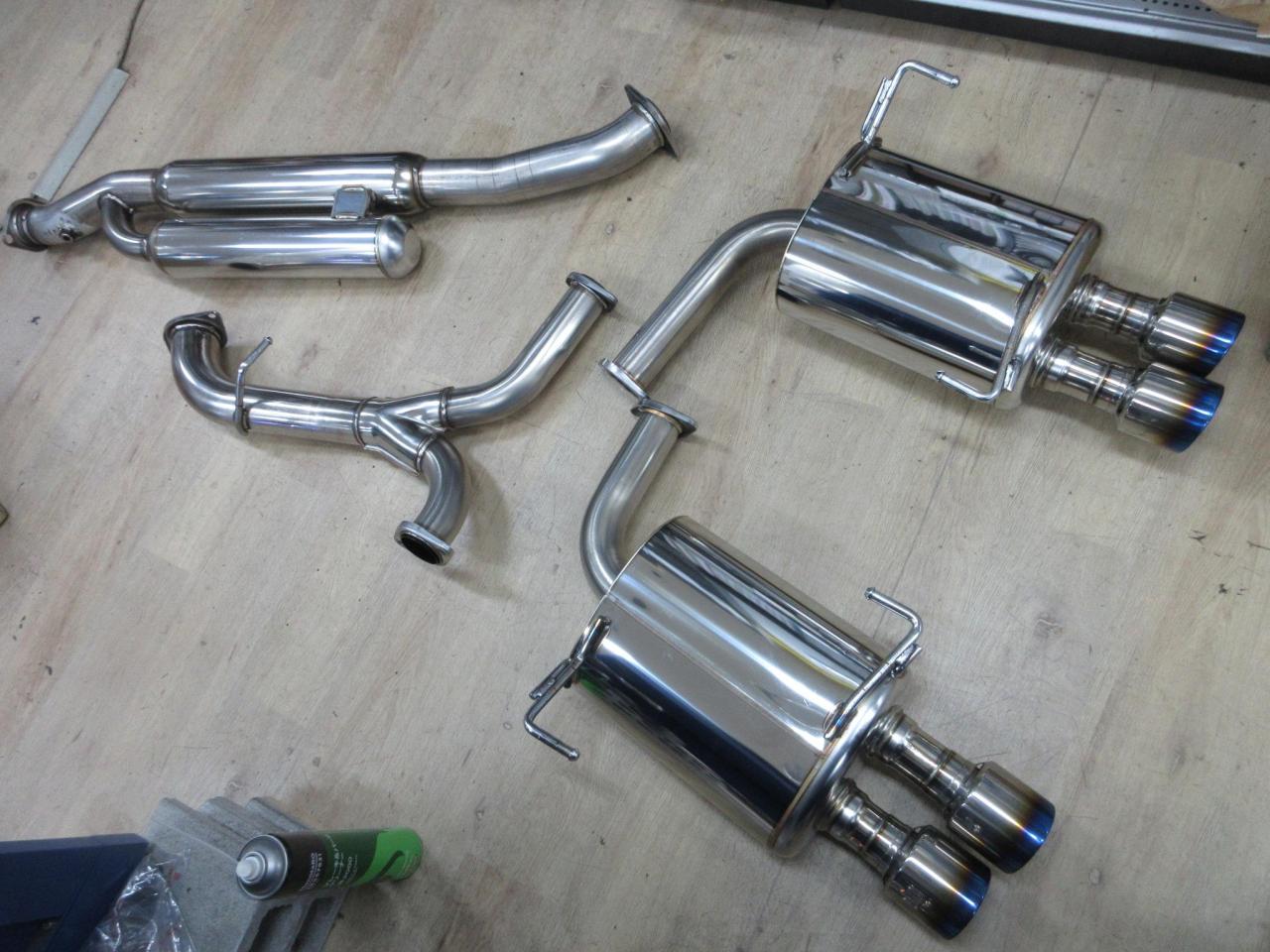 【HKS】 WRX STI/S4 Super Turbo Muffler W-Tail 4分割 | 中古品 | アップガレージ 豊橋店 | カー用品 吸気・排気系 マフラーを通販で購入する ...