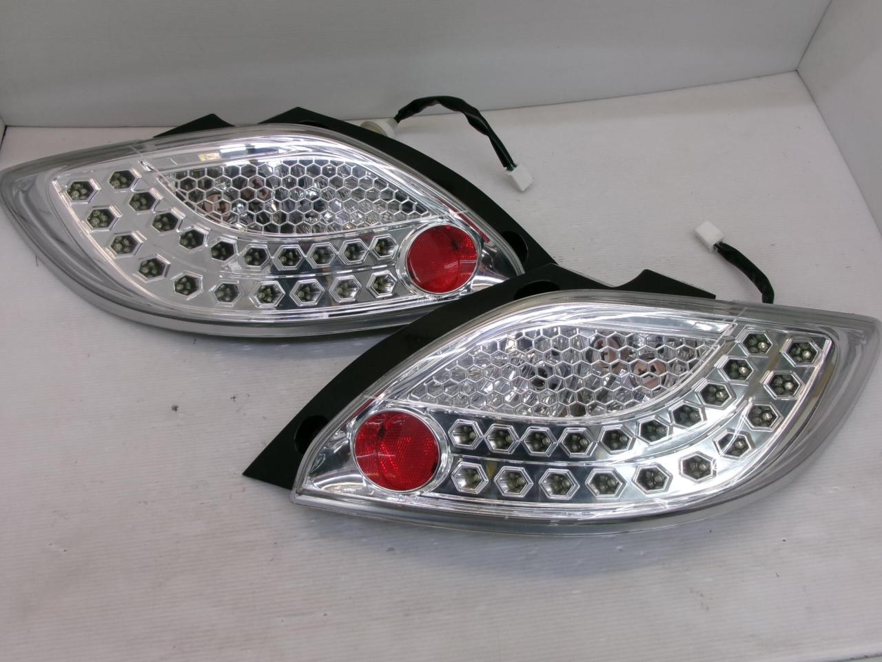 JUNYAN LEDテールランプ | カー用品 ボディパーツ テールレンズを通販で購入する | 中古カー＆バイク用品の販売ならアップガレージ