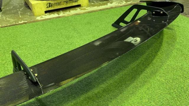 ADRO AT-R1 SWAN NECK GT-WING F87型 BMW M2にて使用 | カー用品 ボディパーツ リヤウイングを通販で購入 ...