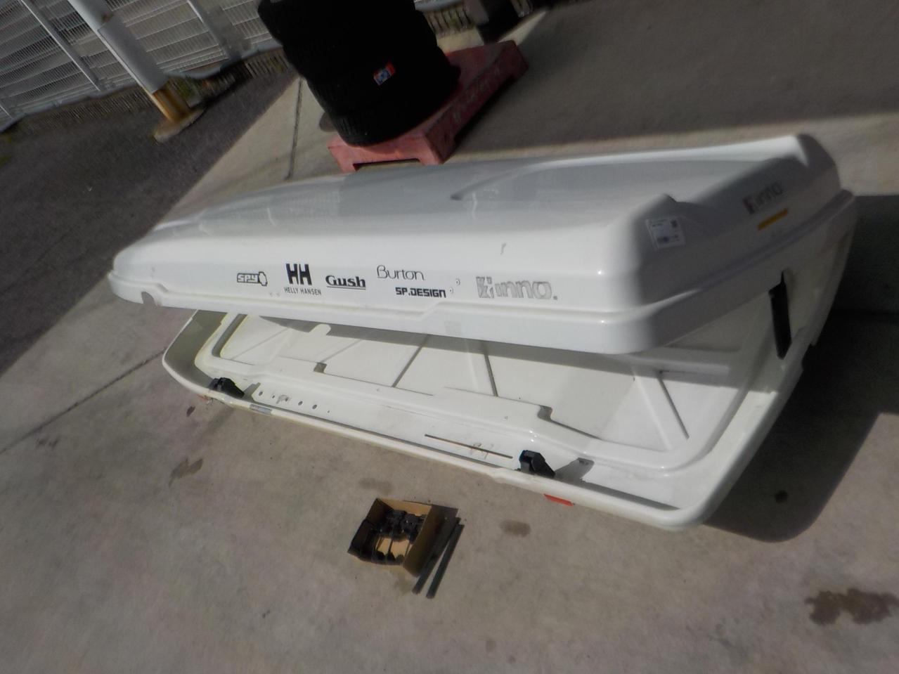 ワケアリ INNO BR560 | わけあり | アップガレージ 千葉松戸店 | カー用品 キャリア ルーフBOXを通販で購入する | 中古 ...