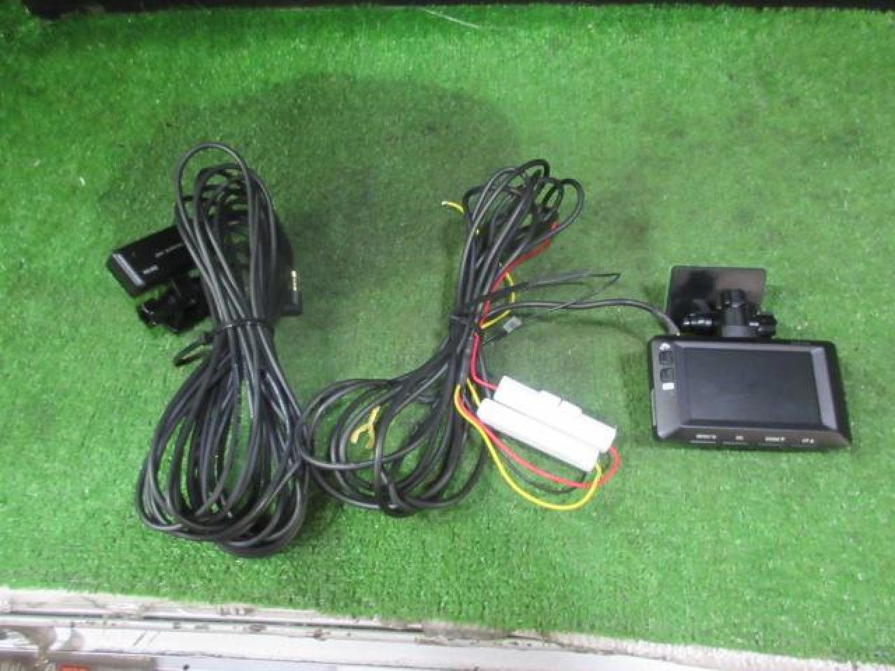 【COMTEC】ZDR 026 2カメラタイプドライブレコーダー | カー用品 カーAVアクセサリー ドライブレコーダーを通販で購入する | 中古カー＆バイク用品の販売ならアップガレージ