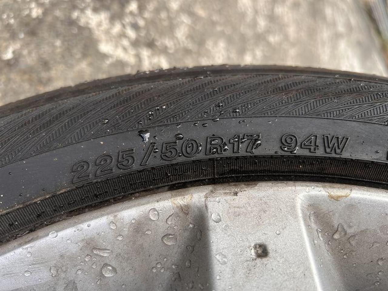 YOKOHAMA ADVAN dB V552 225/50R17 94W | カー用品 タイヤ 17インチタイヤを通販で購入する | 中古カー＆バイク用品の販売ならアップガレージ
