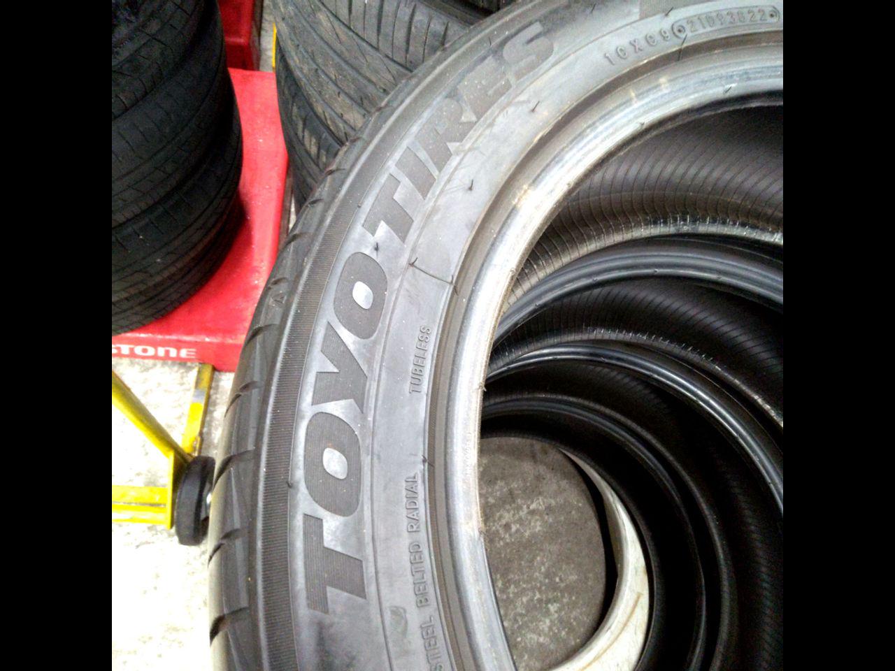 〇 TOYO TIRE PROXES CL1 SUV 215/55R18 95V | カー用品 タイヤ 18インチタイヤを通販で購入する | 中古カー＆バイク用品の販売ならアップガレージ