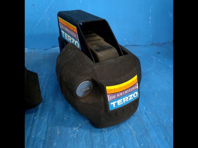 TERZO EF11BL ルーフレールフット | カー用品 キャリアを通販で購入する | 中古カー＆バイク用品の販売ならアップガレージ