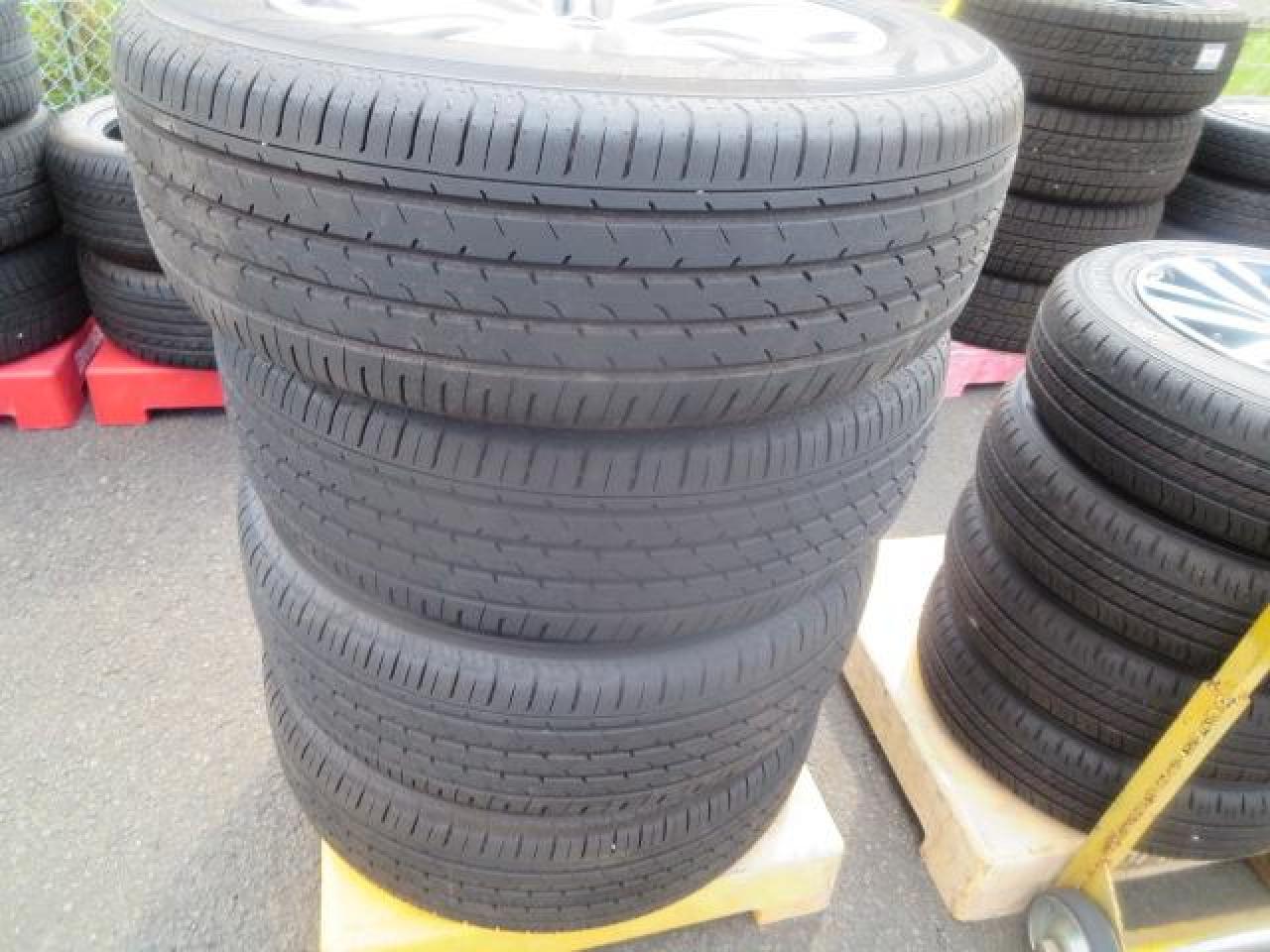 【YOKOHAMA】ADVAN V03 | カー用品 タイヤ 18インチタイヤを通販で購入する | 中古カー＆バイク用品の販売ならアップガレージ