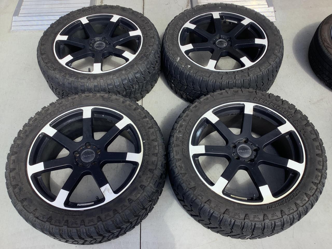 RADAR RENEGADE R/T+Giovanna ANDROS | 中古品 | アップガレージ 福山店 | カー用品 タイヤホイール ...