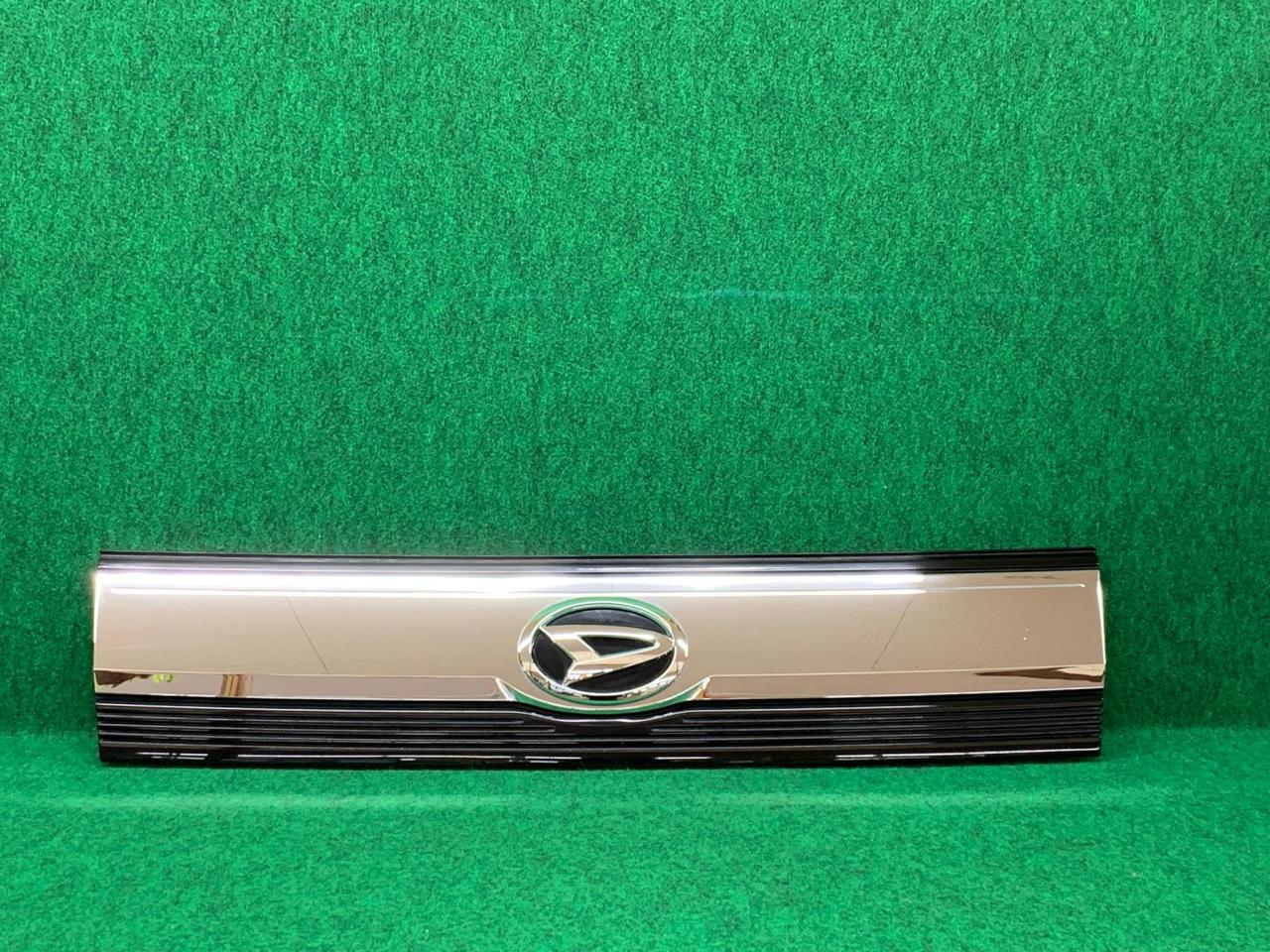 【ダイハツ純正】LA150S/LA160Sムーブ後期純正フロントグリル【53105-B2520/B2530】 | カー用品 ボディパーツ ...