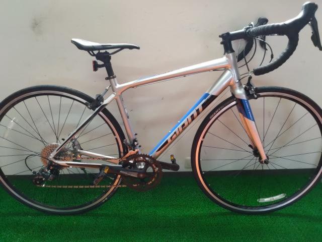 1大特価 GIANT CONTEND2 2019モデル 700C2x8Sロードバイク シルバー/ブルー サイズS 推奨165-175 | 自転車 スポーツ ロードバイクを通販で購入する ...