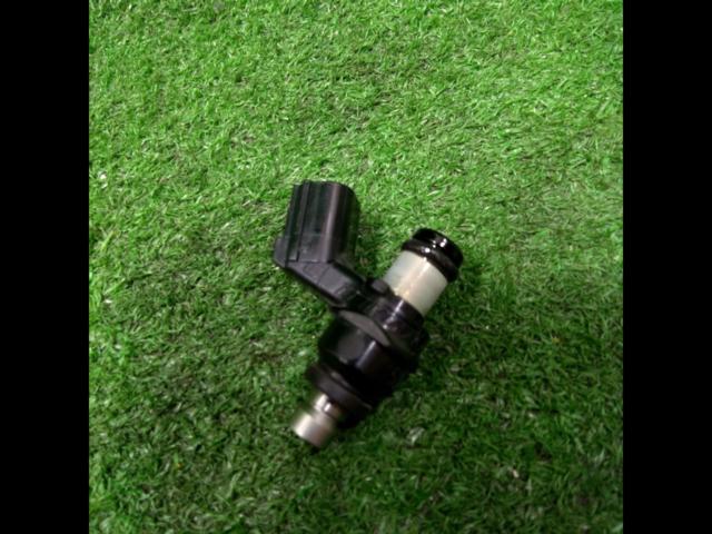 グロム(JC75より取り外し)【KEIHIN】HONDA純正 インジェクター KA12 5D T表記有 動作未確認 | バイク用品 吸気・燃料 ...