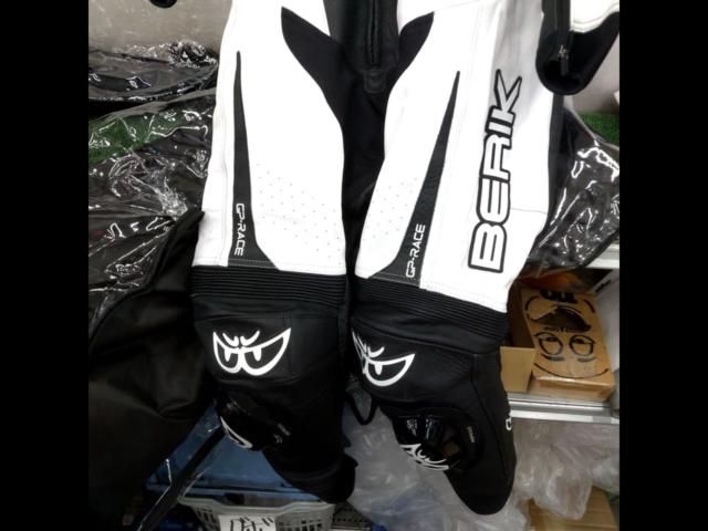 サイズ 50 BERIK GP-RACE 2.0 レーシングスーツ | 中古品 | アップガレージ ライダース小牧インター店 | バイク用品 ...
