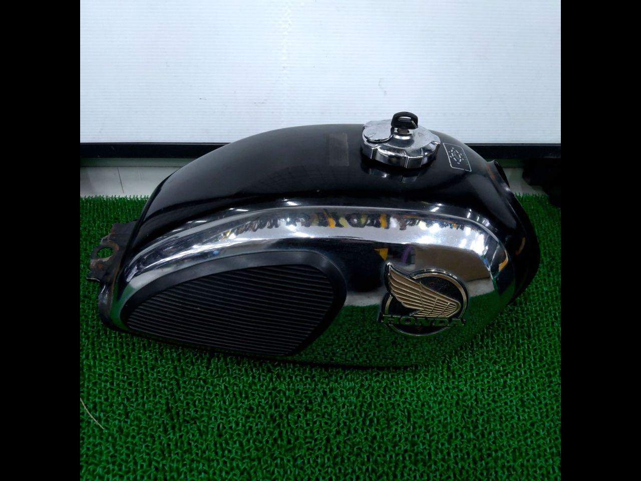 HONDA 純正フューエルタンク ベンリィCD125T(JA03) | バイク用品 外装 タンク(二輪)を通販で購入する | 中古カー＆バイク用品の販売ならアップガレージ