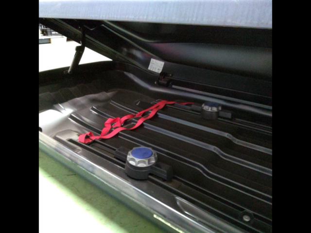 TERZO EA520B 両開きルーフボックス | 中古品 | アップガレージ 横浜町田総本店 | カー用品 キャリア ルーフBOXを通販で購入する | 中古カー＆バイク用品の販売ならアップガレージ