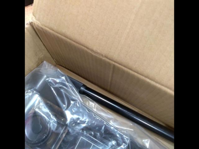 【HILL STONE】 2.5t ガレージジャッキ e122 未使用 | カー用品 メンテナンス 工具を通販で購入する | 中古カー＆バイク用品の販売ならアップガレージ