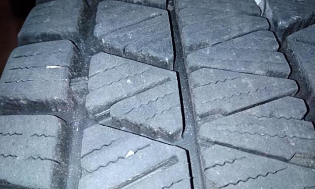 【倉庫】 BRIDGESTONE TOPRUN M7 + BRIDGESTONE BLIZZAK DM-V3 | カー用品 スタッドレスタイヤホイールセット 16インチスタッドレスタイヤ ...