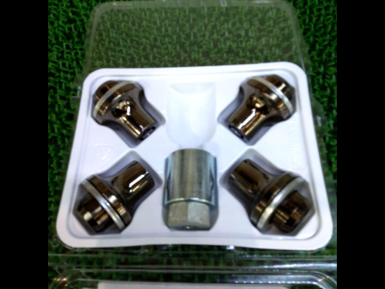 トヨタ 純正McGARD製ブラッククロームロックナット M14xP1.5 MSC12-00006 | 新古品 | アップガレージ 埼玉大宮店 ...