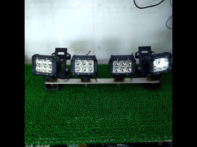 メーカー不明 JB23W/ジムニー LEDフォグランプ | カー用品 ボディパーツ その他レンズ関連を通販で購入する | 中古カー＆バイク用品の販売ならアップガレージ