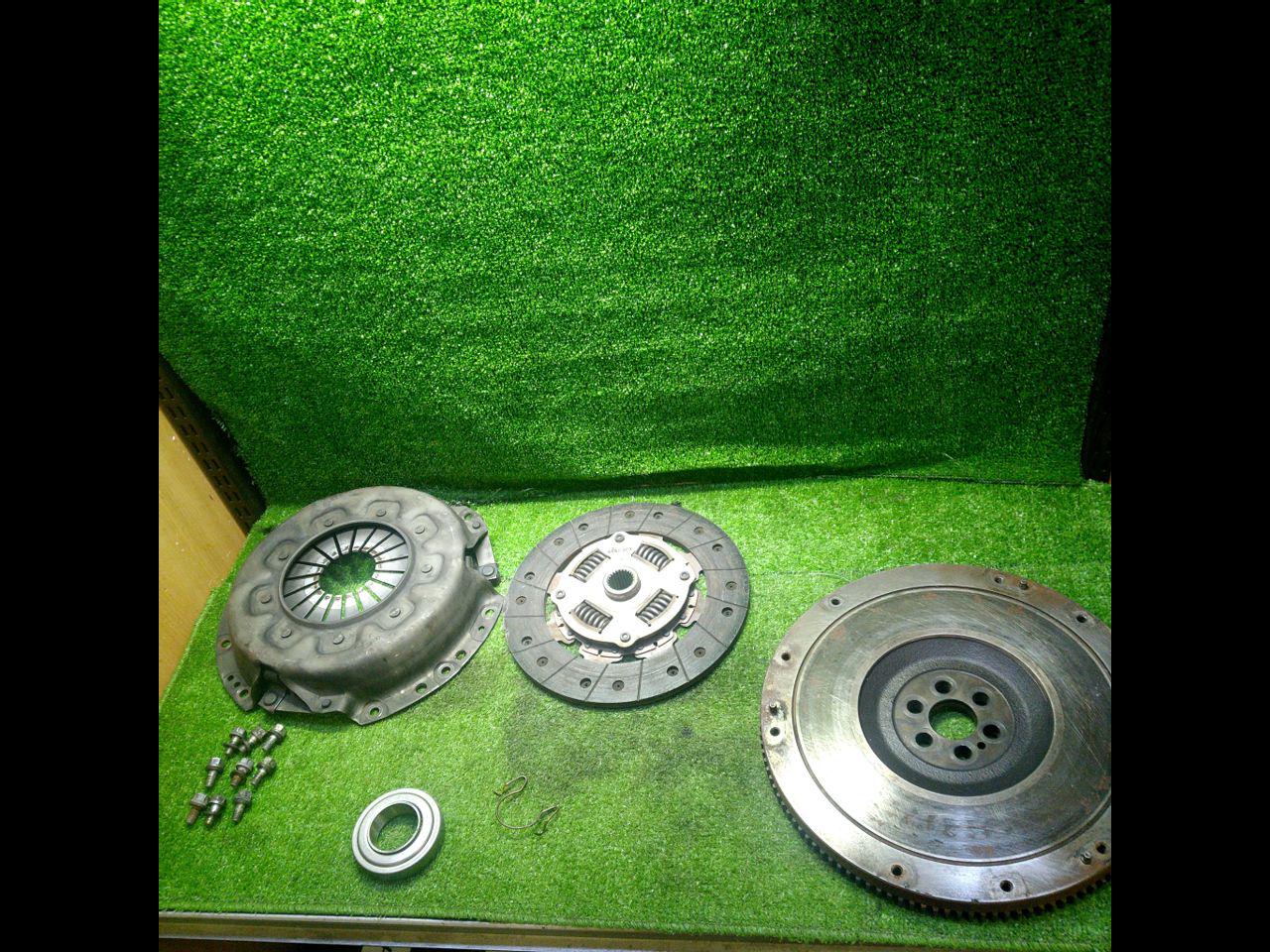 【スカイライン/R31/RB20DET】カバー+フライホイール+クラッチセット ※クラッチおまけ | カー用品 駆動系 クラッチを通販で購入 ...