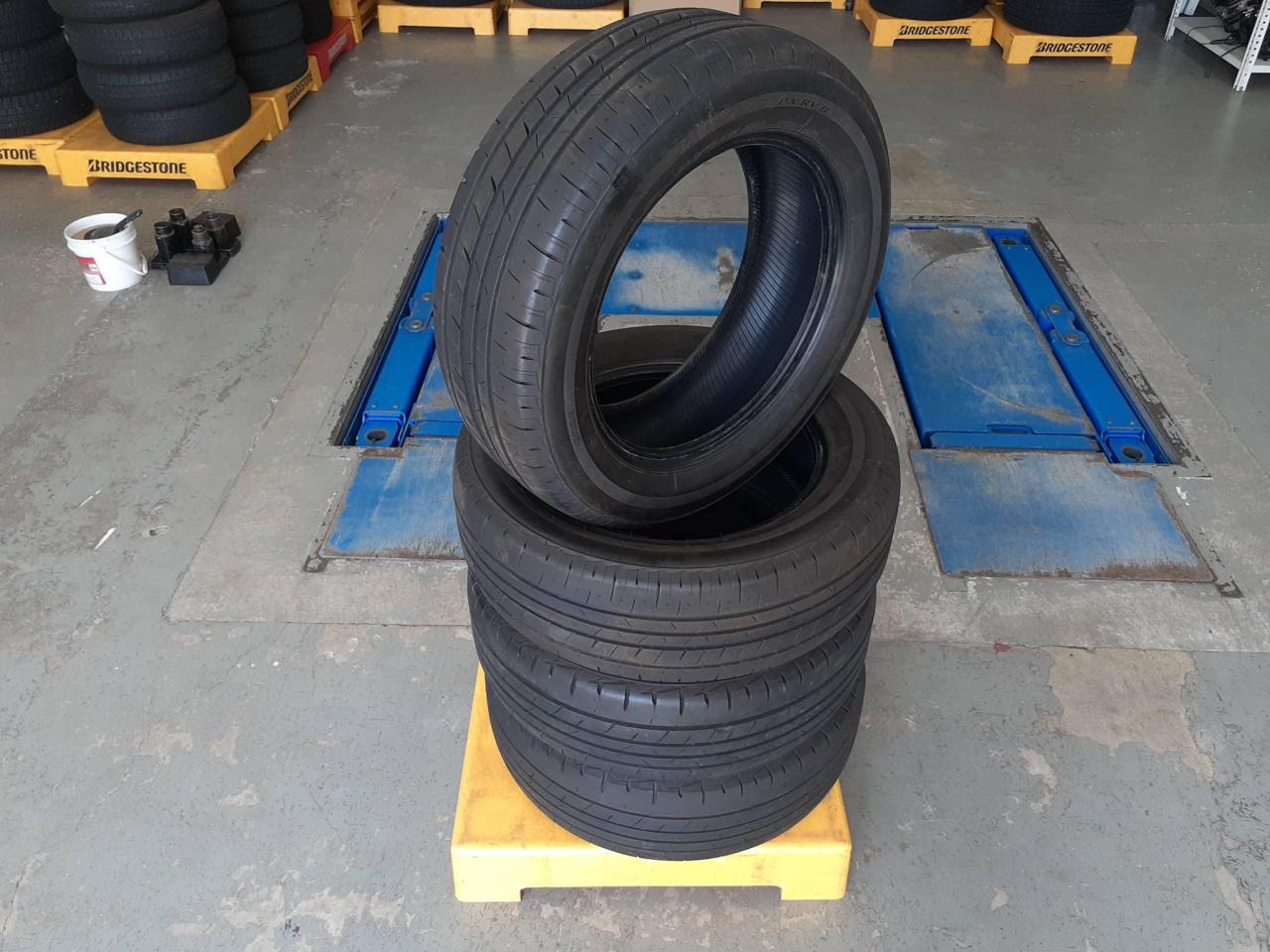 【4本】BRIDGESTONE(ブリヂストン)Playz PX-RVⅡ 205/60R16 92H | カー用品 タイヤ 16インチタイヤを通販で購入する | 中古カー＆バイク用品の販売なら ...