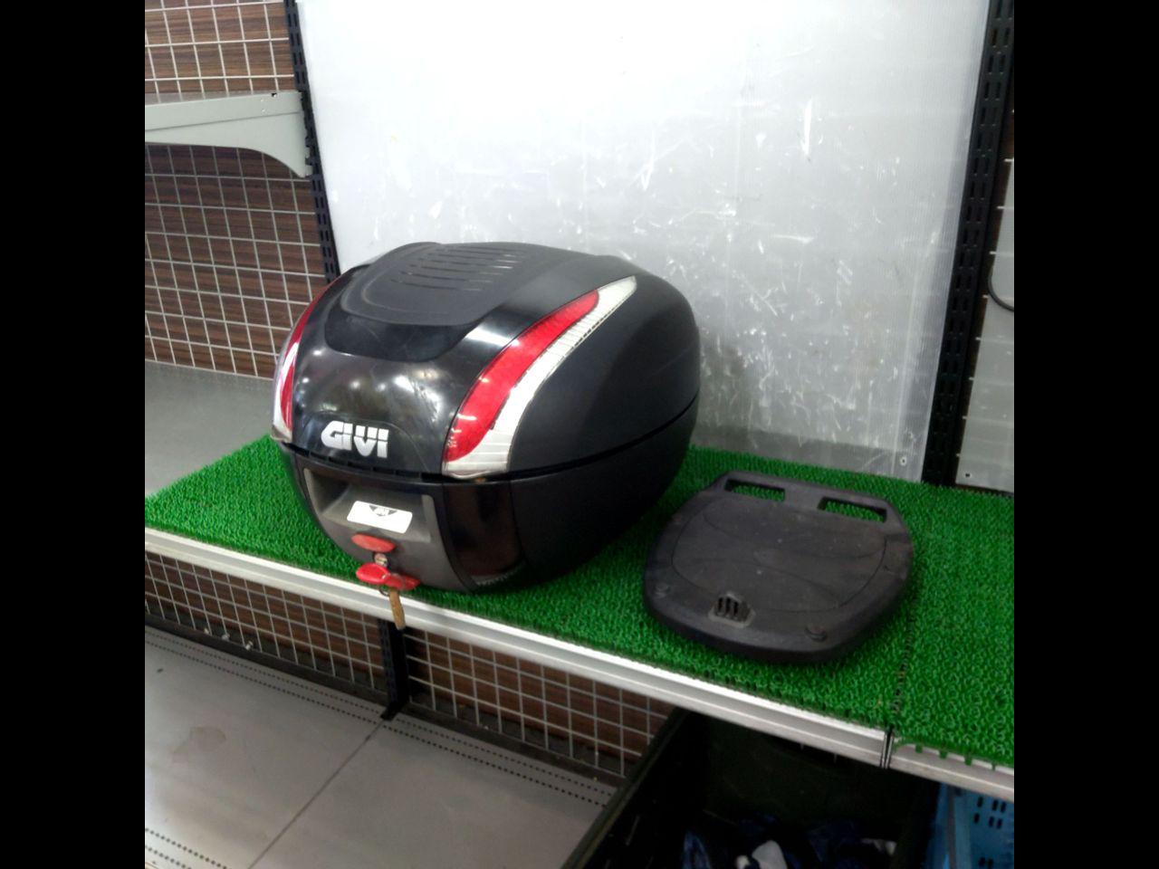 GIVI(ジビ) B33 モノキーリアボックス | バイク用品 ツーリング用品 BOX(二輪)を通販で購入する | 中古カー＆バイク用品の販売ならアップガレージ
