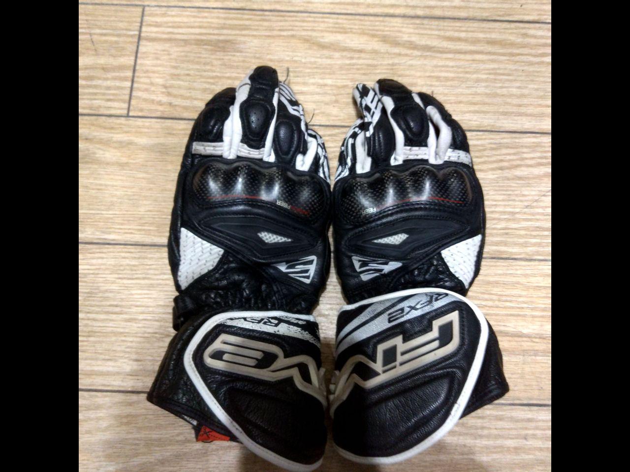 【サイズ:M/09】 FIVE レーシンググローブ RFX2 | バイク用品 グローブ・ゴーグル レーシンググローブ(二輪)を通販で購入する ...