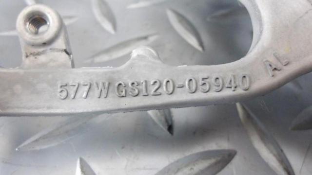 【トヨタ純正】レザーステアリング ブルーステッチ 新車外し品 【GS120-05940】 60系ハリアー PROGRESS “Style BLUEISH”から取り外し | 中古品 | アップ ...