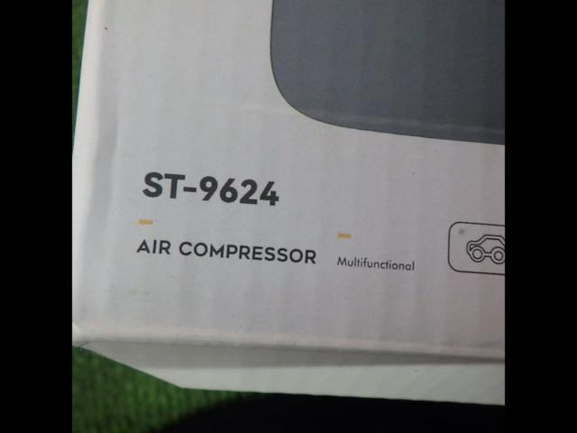 スマートエアーコンプレッサー 【ST-9624】 | 中古品 | アップガレージ 静岡店 | カー用品 メンテナンス 工具を通販で購入する | 中古カー＆バイク用品の販売ならアップガレージ