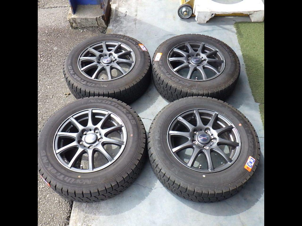 【★スタッドレス★】weds(ウェッズ)VELVA(ヴェルヴァ) スポークホイール+AUTOBACS NorthTrek N5 195/65R15 | カー用品 スタッドレスタイヤホイール ...