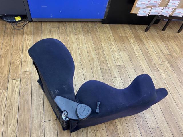 【BRIDE】BRIX | カー用品 シート リクライニングシート(ブリッド)を通販で購入する | 中古カー＆バイク用品の販売ならアップガレージ