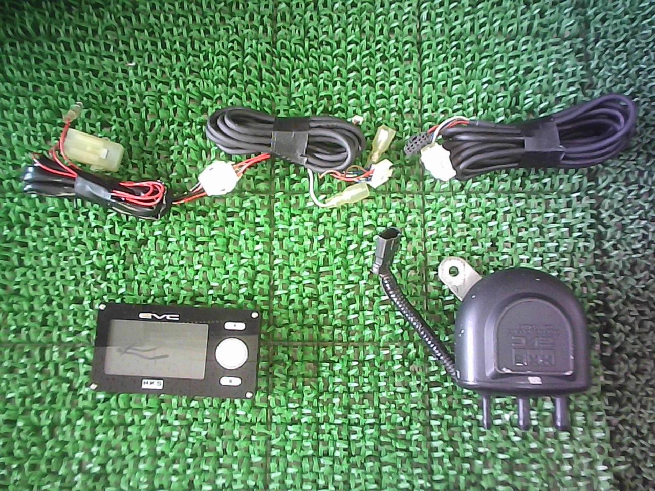 HKS EVC 7(ELECTRONIC VALVE CONTROLLER ) | カー用品 電装系 電装パーツを通販で購入する | 中古カー ...