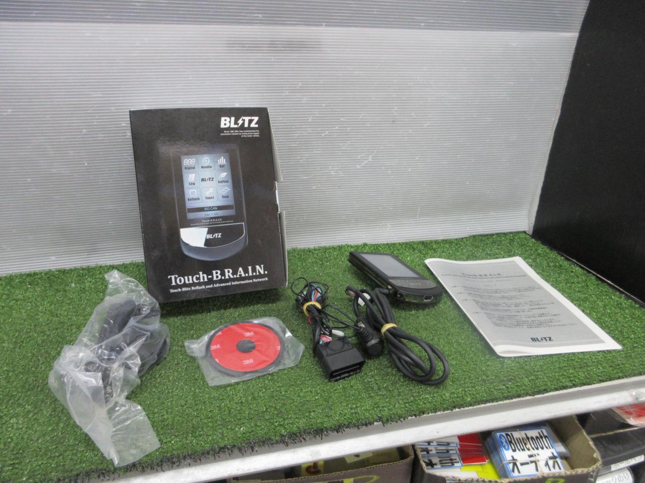 【BLITZ】 Touch-BRAIN | 中古品 | アップガレージ 豊橋店 | カー用品 メーター系 メーターを通販で購入する | 中古 ...