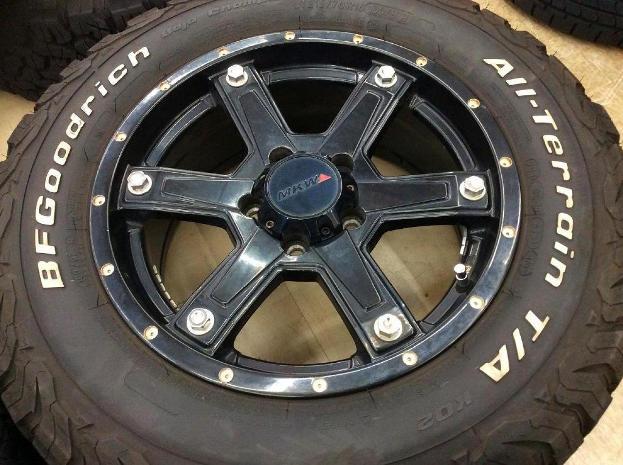 【TRISTAR INTERNATIONAL MKW(エムケーダブリュー) MK-56 (20inch)+【BFGoodrich】ALL-Terrain T/A 215/70R16 2022年 ...