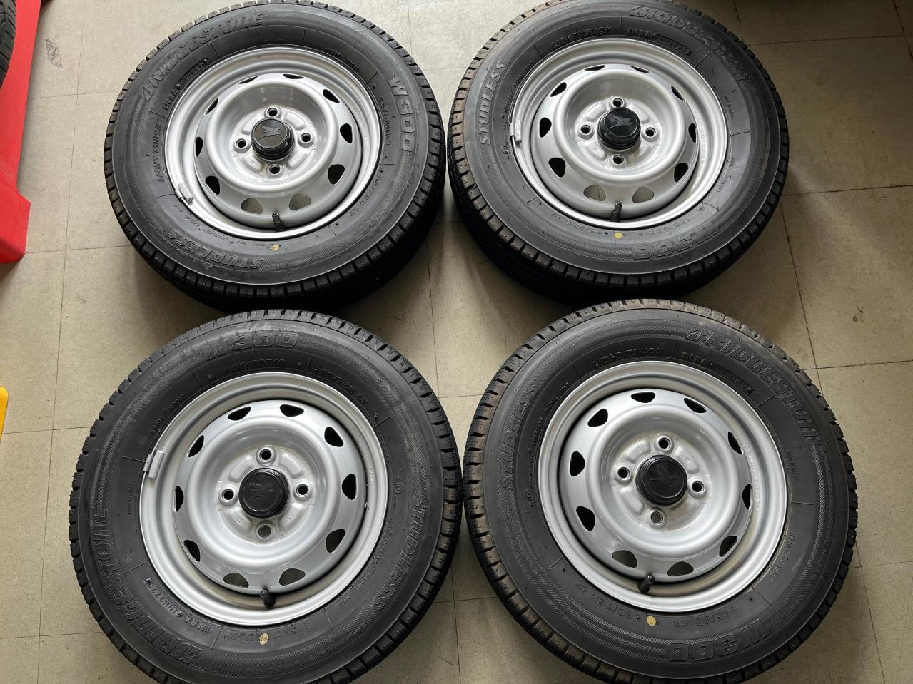 スチールホイール+BRIDGESTONE W300 145/80R12 80/78N LT | カー用品 スタッドレスタイヤホイールセット 12インチスタッドレスタイヤホイールセットを通販で ...