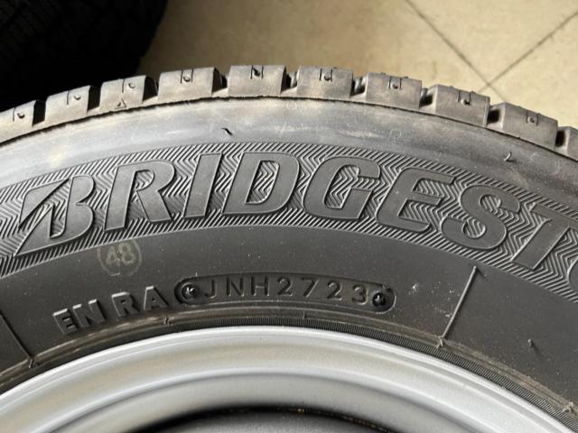 スチールホイール+BRIDGESTONE W300 145/80R12 80/78N LT | カー用品 スタッドレスタイヤホイールセット 12インチスタッドレスタイヤホイールセットを通販で ...