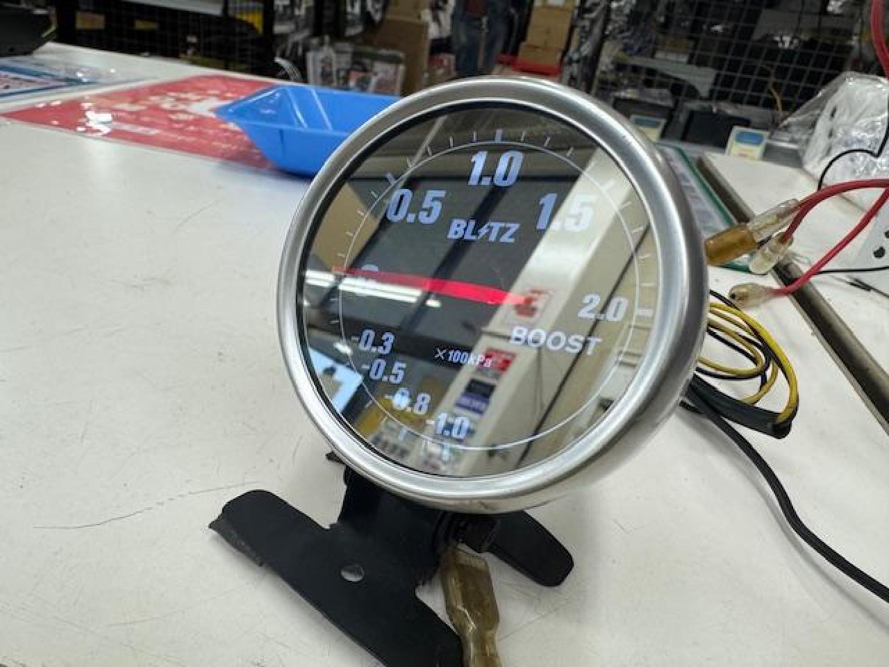 【BLITZ】MIRROR DRIVE METER ブースト計 | 中古品 | アップガレージ 長崎佐世保店 | カー用品 メーター系 ...