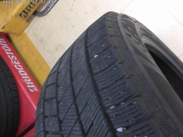 BRIDGESTONE BLIZZAK VRX3 | カー用品 スタッドレスタイヤ 17インチスタッドレスタイヤを通販で購入する | 中古カー＆バイク用品の販売ならアップガレージ